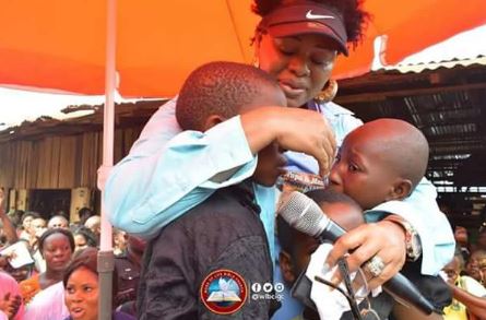 See What Pastor Oritsejafor's Wife Did For 3 Kids She Met At A Crusade