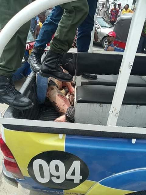 Police Rescue Armed Robber Who Was Set Ablaze By Angry Mob. Photos