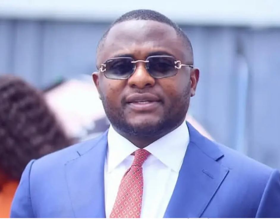 Meet Reuben Looks Twice Jr.: The Teen with the Longest Hair in the World